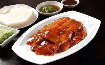 Beijing roast duck is crisp and tasty,fat but not greasy – China Travel