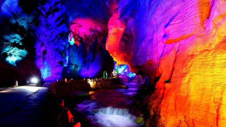 Dragon Palace Cave Scenic Spot – China Travel