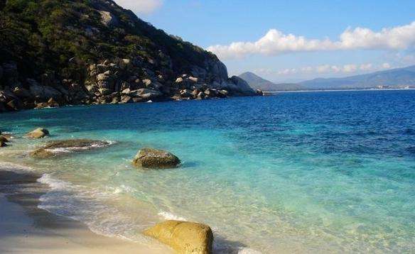 Longzi Bay – China Travel