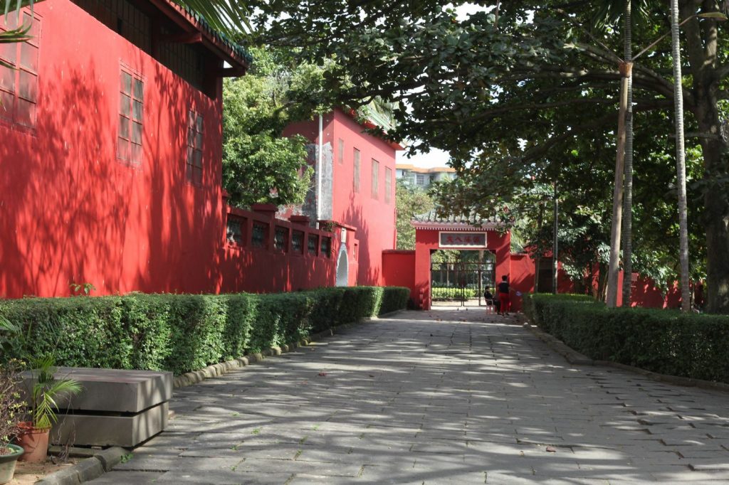 The Temple for Five Officials – China Travel